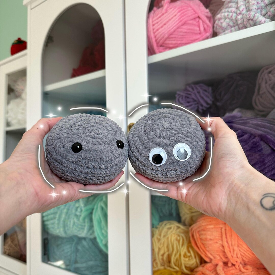 Crochet Pet Rock Mini Plushie Crochet Desk Decor Crochet Pet Amigurumi ...