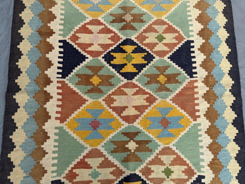 Vintage Turkish Kilim Rug 3'11x3'4 Ft Handwoven Wool Flatweave ...
