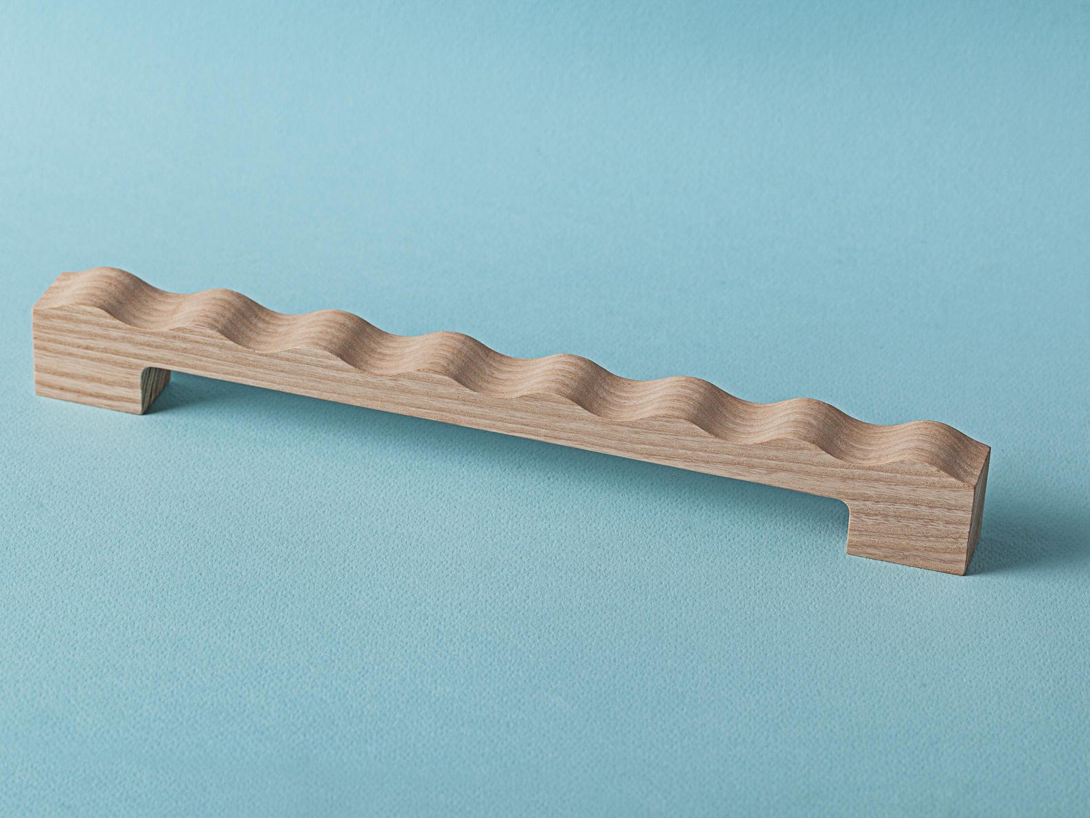 Wavy Wooden Furniture Handle Modern Drawer Pulls for Cabinets and Doors ...