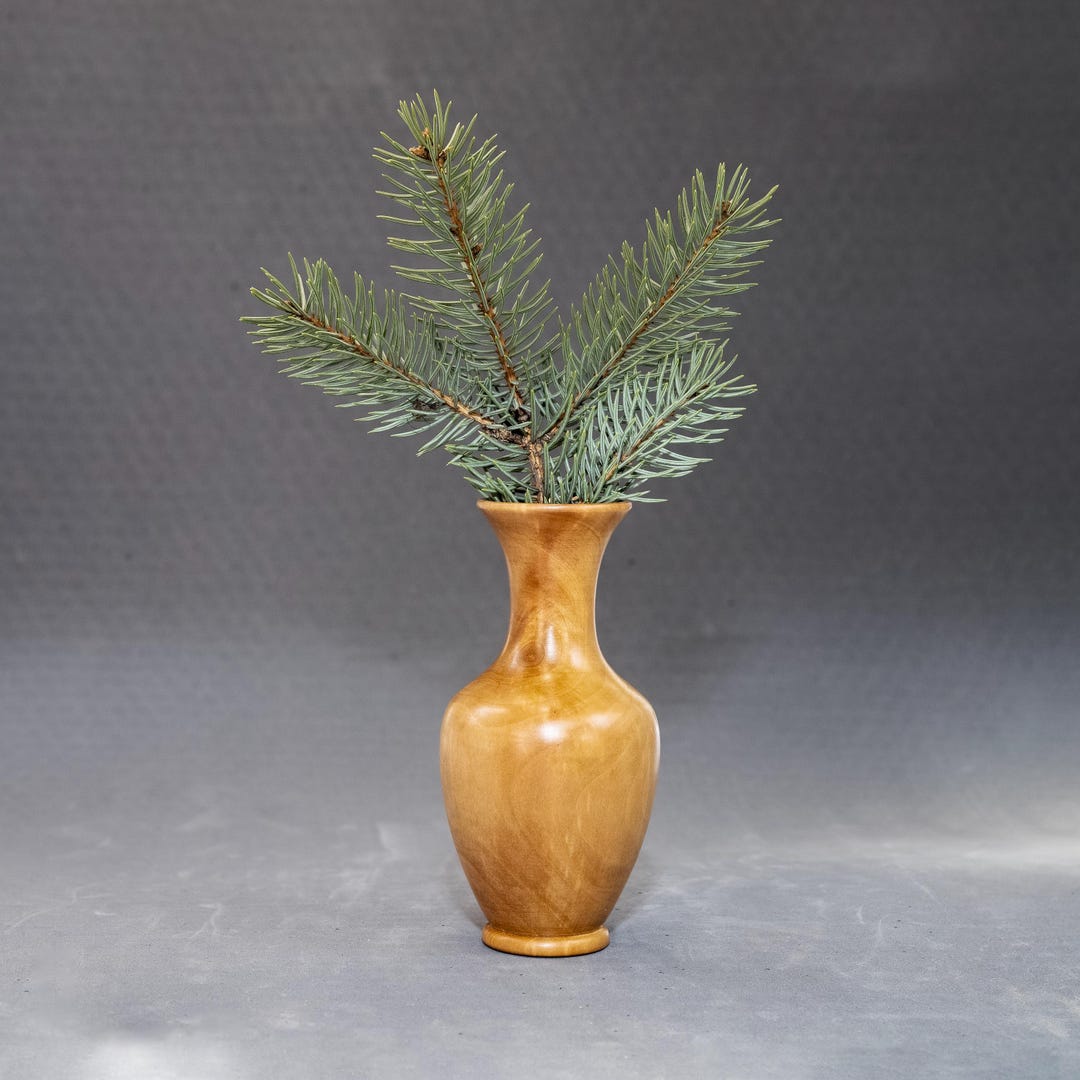 Elegant Pear Wood Vase With Oil Finish – Handcrafted Natural Wooden ...