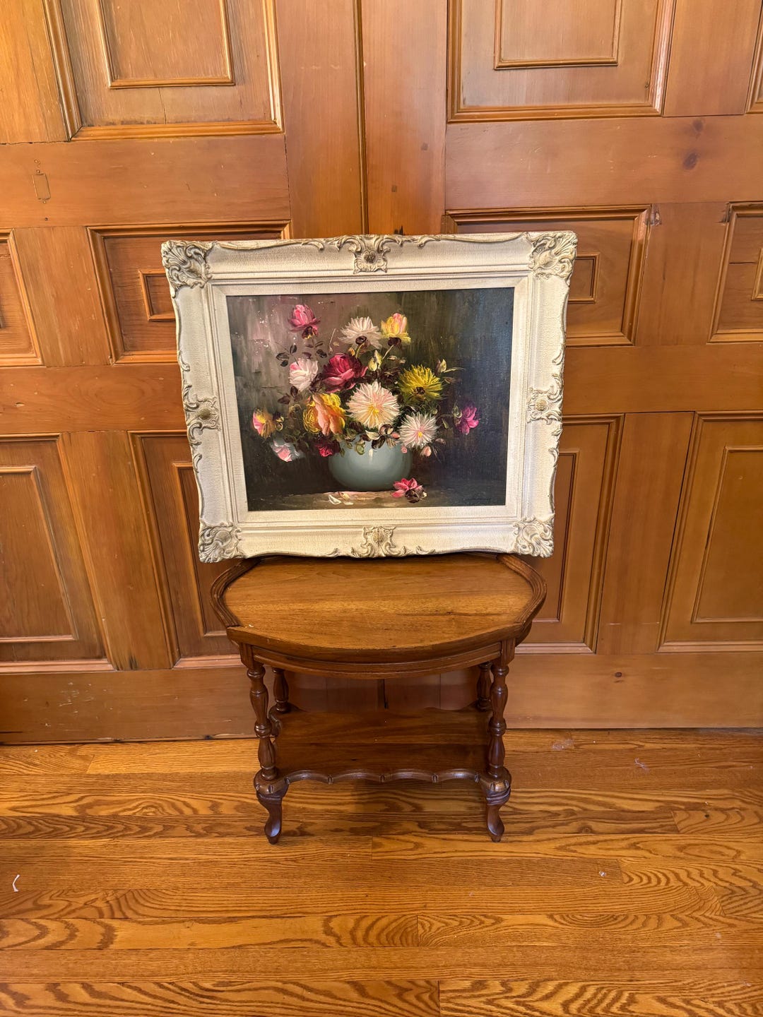 A Vintage 1940-1950’s Original Still Life Floral Oil Painting in an ...