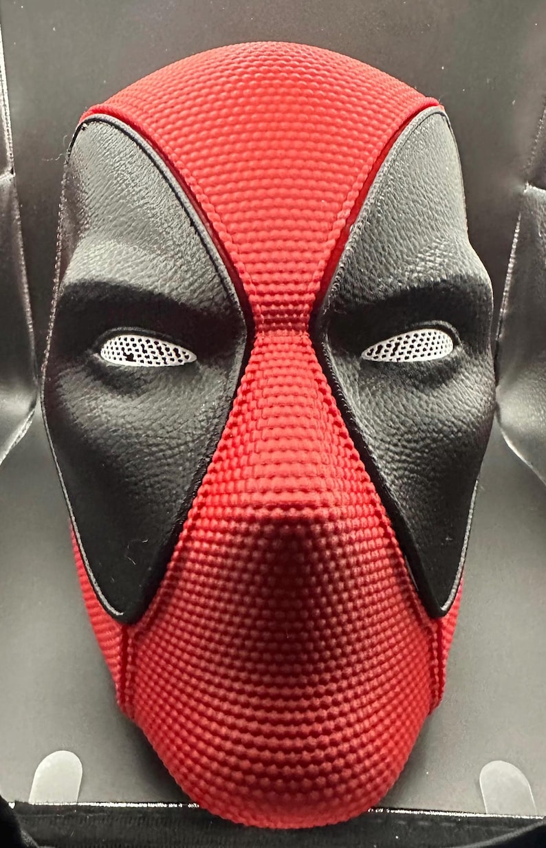3D Printed Deadpool Helmet Mask Full-scale Cosplay Prop Red and Black ...