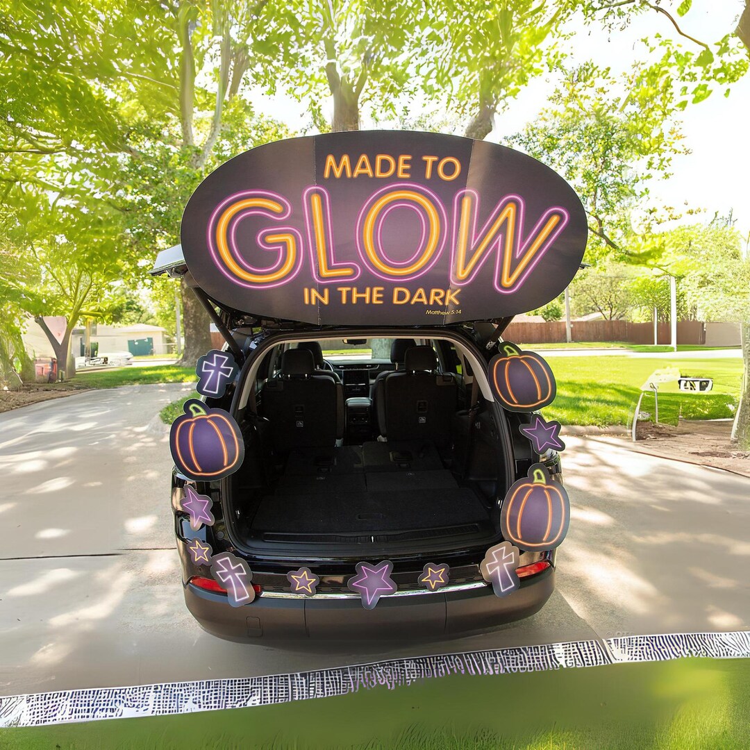 Spooky Value Glow With God Trunk-or-treat Decorating Kit Halloween ...