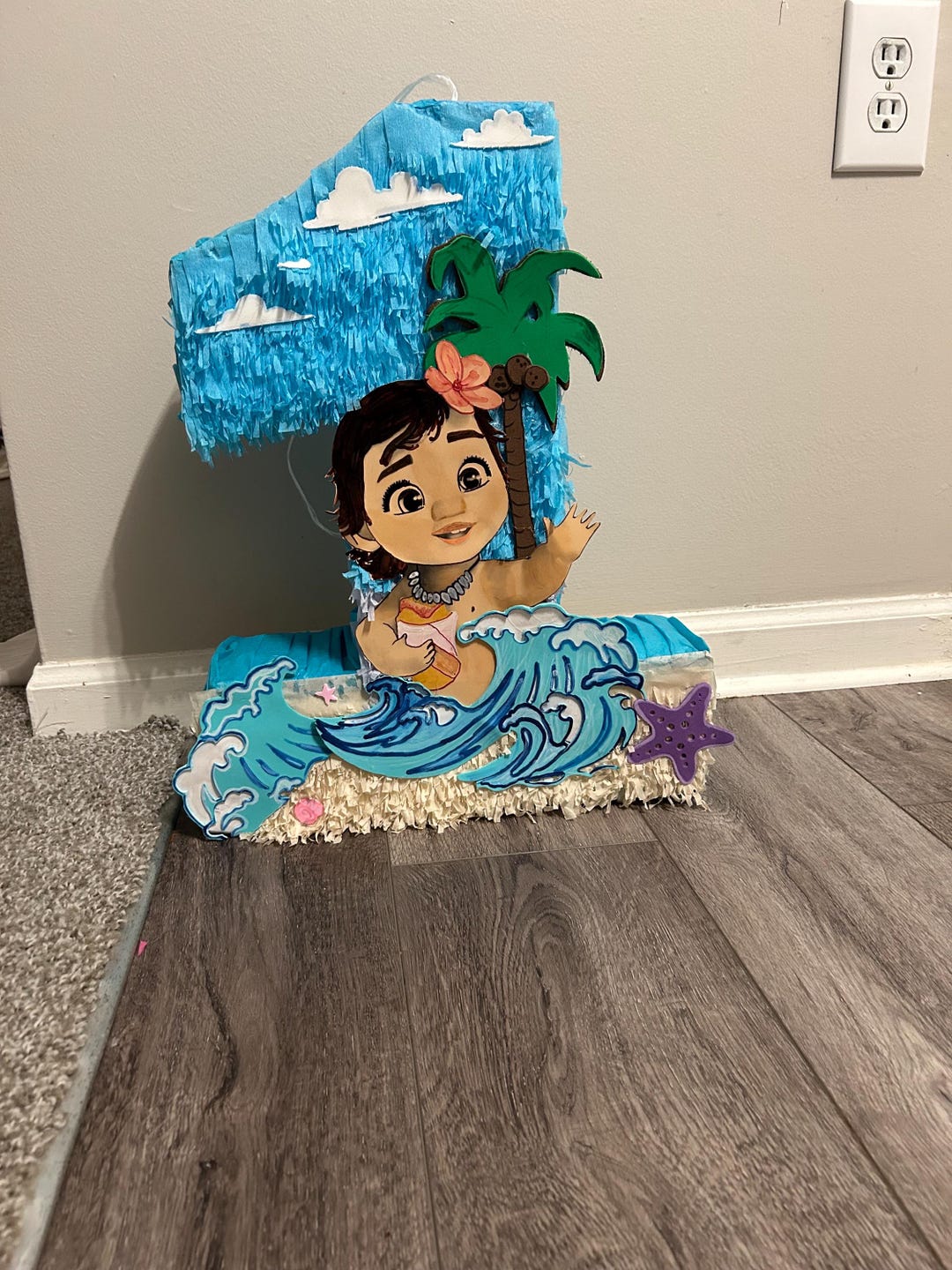 Moana Number 1 Piñata - Etsy