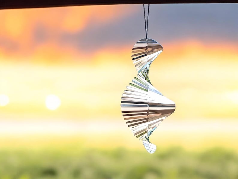 Flip Spinner Wind Chimes | Mirror Reflective Decor | 3D Fishbone ...