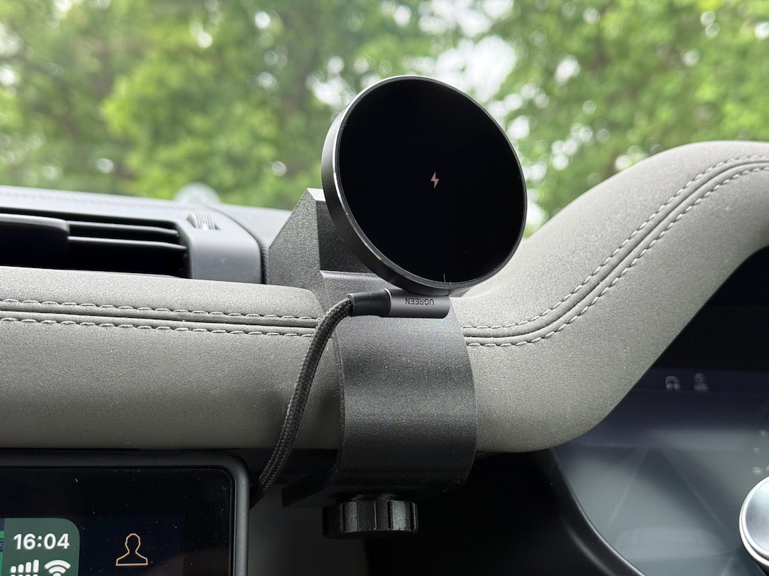 Dash Mount QI Wireless Magnetic Phone Holder Charger for Land Rover ...