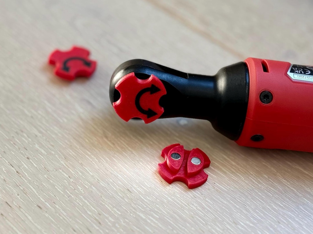 Milwaukee M12 Magnetic Ratchet Switch | Magnetic One-finger Reversible ...