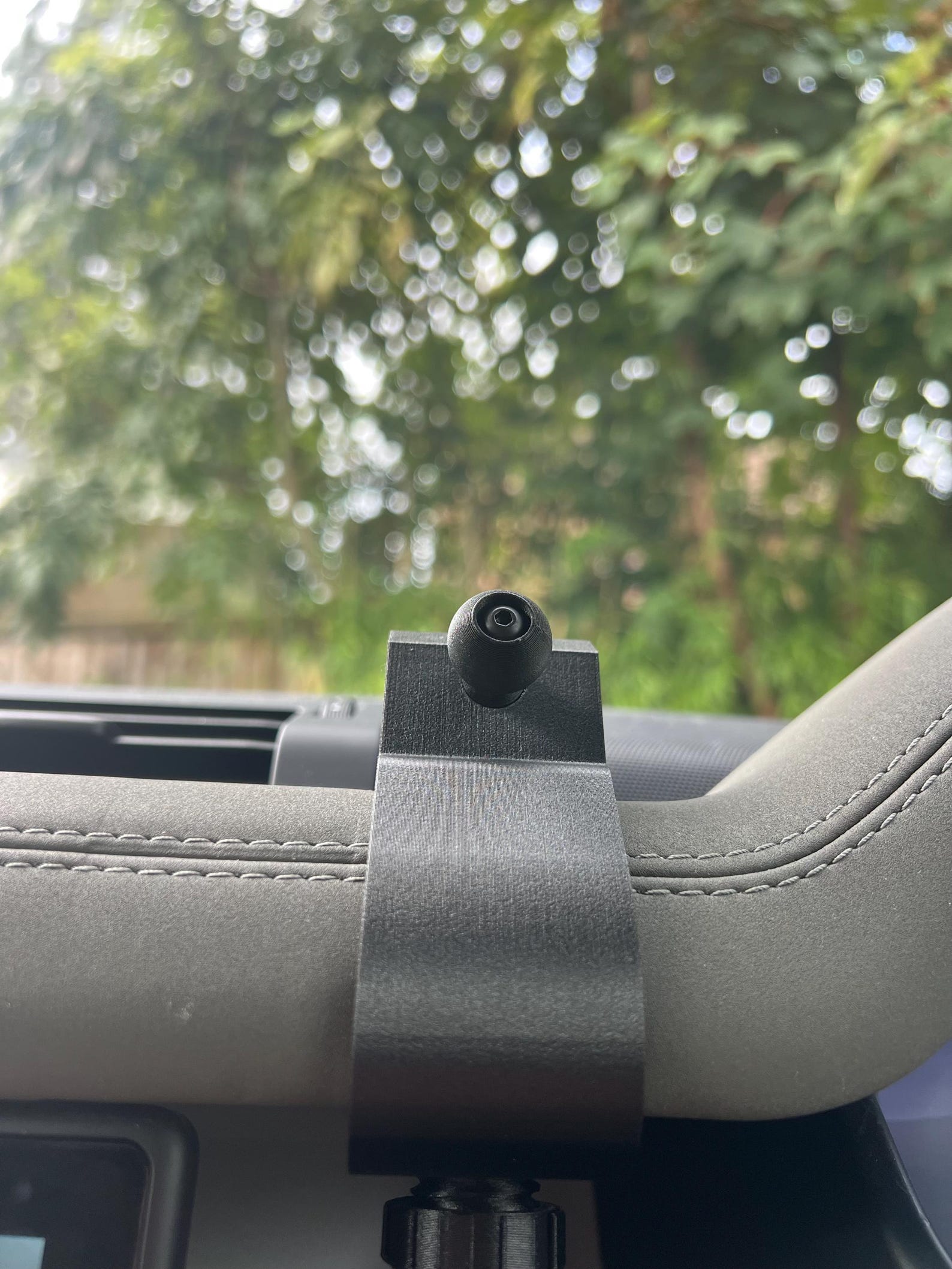 Dash Mount 17mm, 20mm and 1" Ball Head Mount for Land Rover Defender ...