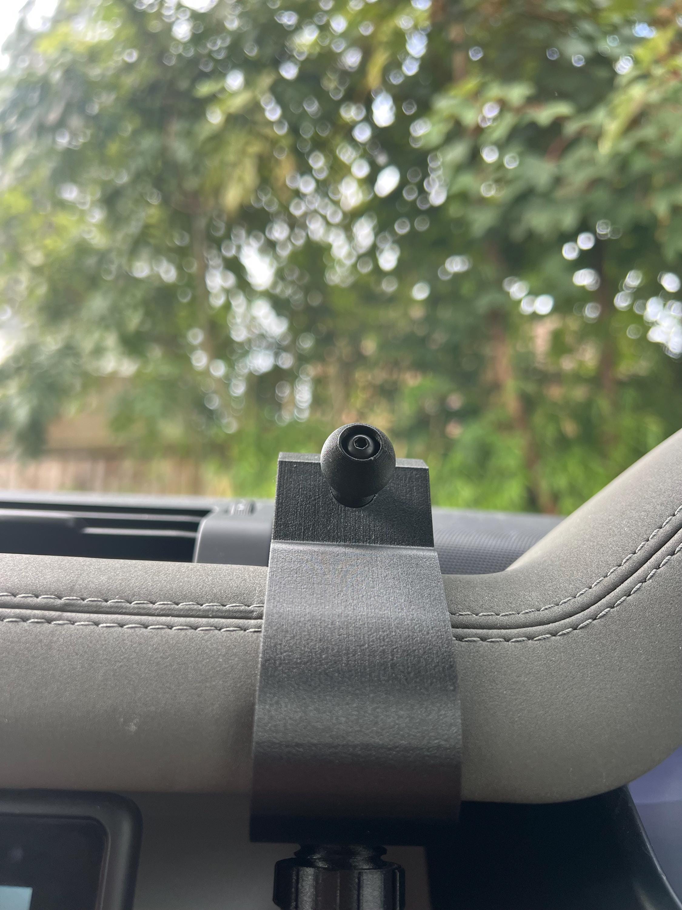 Dash Mount 17mm, 20mm and 1" Ball Head Mount for Land Rover Defender ...