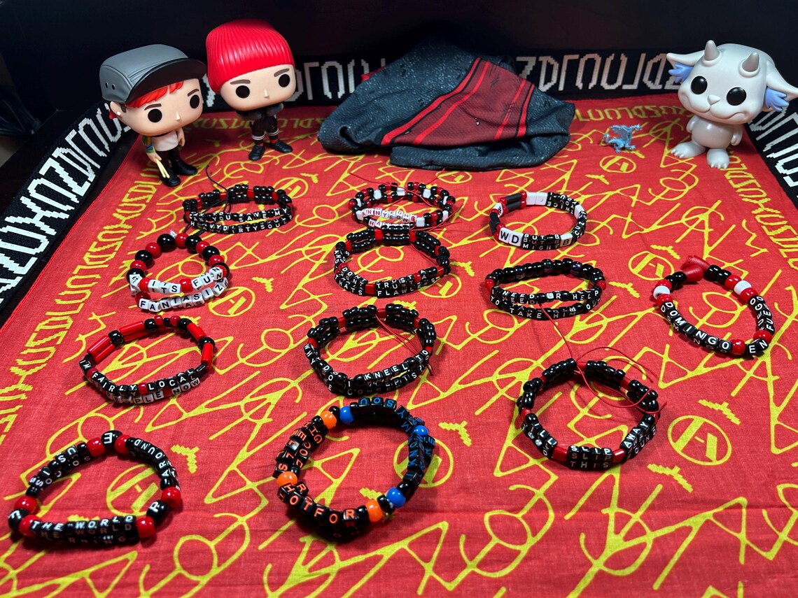 BLURRYFACE CLIKKIE BRACELETS- Premade/customizable Twenty One Pilots ...
