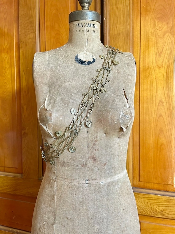 Vintage brutalist brass belt handmade bohemian body j… - Gem