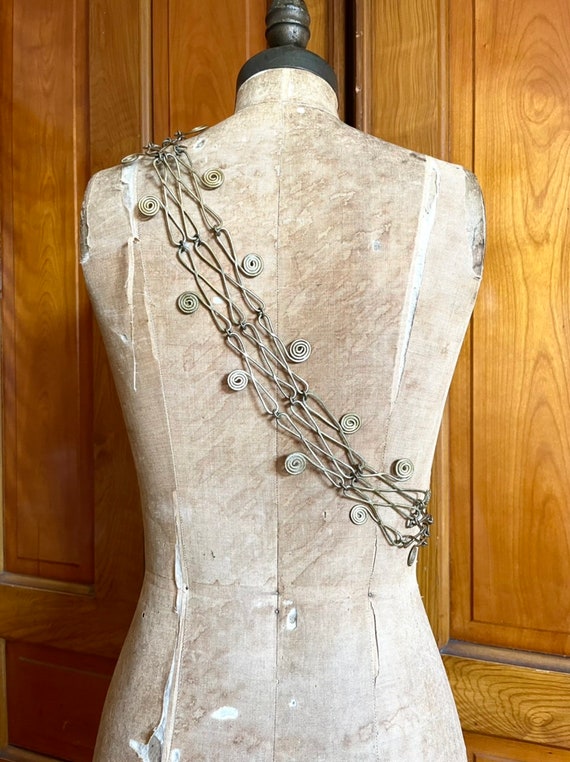 Vintage brutalist brass belt handmade bohemian body j… - Gem