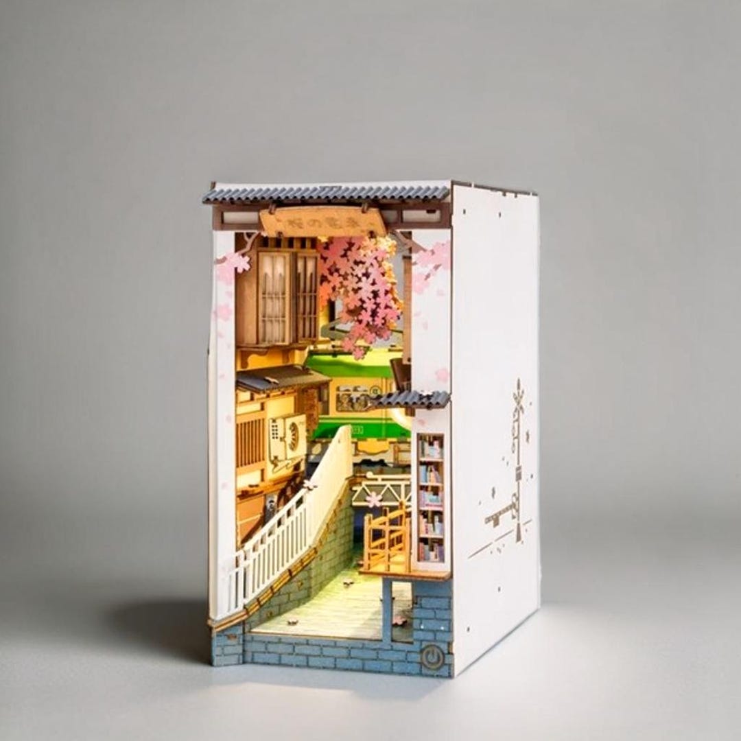 DIY Sakura Densya Book Nook Miniature Doll House Gift Ideas Bookshelf ...