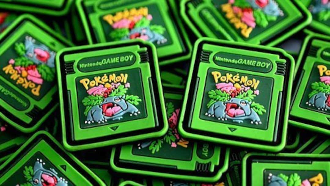 GAMEBOY VENOSAUR Pokemon Cartridge Set of 2 PVC Rubber Velcro Patch ...