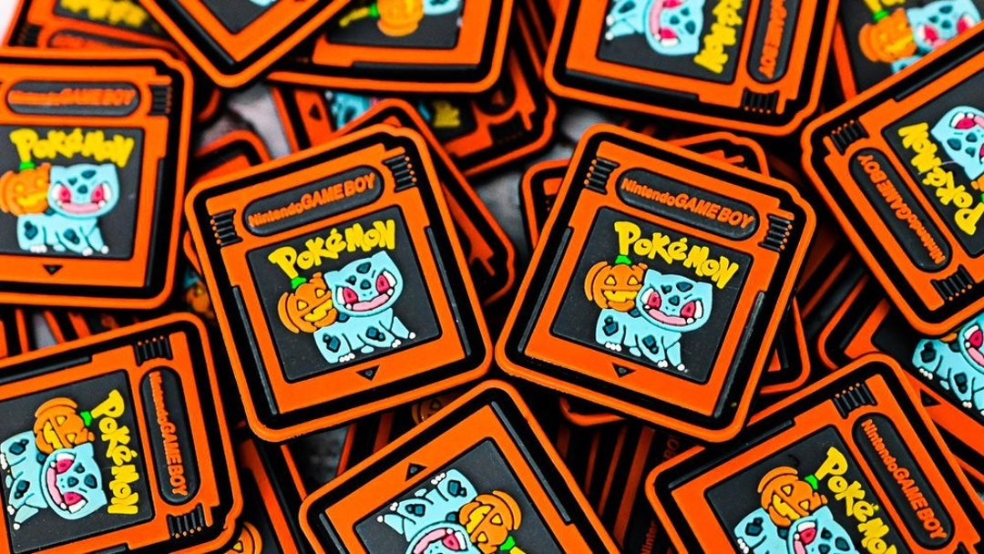 GAMEBOY BULBASAUR Pokemon Cartridge Set of 2 PVC Rubber Velcro Patch Ranger Eyes, Custom Gamer ...