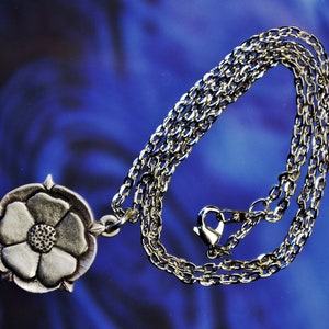 Tudor Rose Necklace and Earring Set All in Fine Pewter Made - Etsy