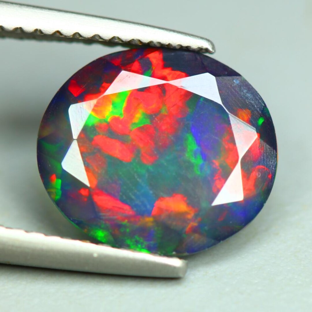 1.66 Cts_eye-catching Muti-color Pattern 100% Natural Welo Black Opal ...