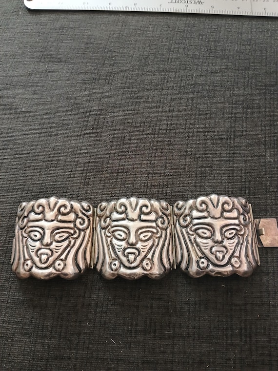 extra wide sterling Aztec style bracelet 1940s - Gem