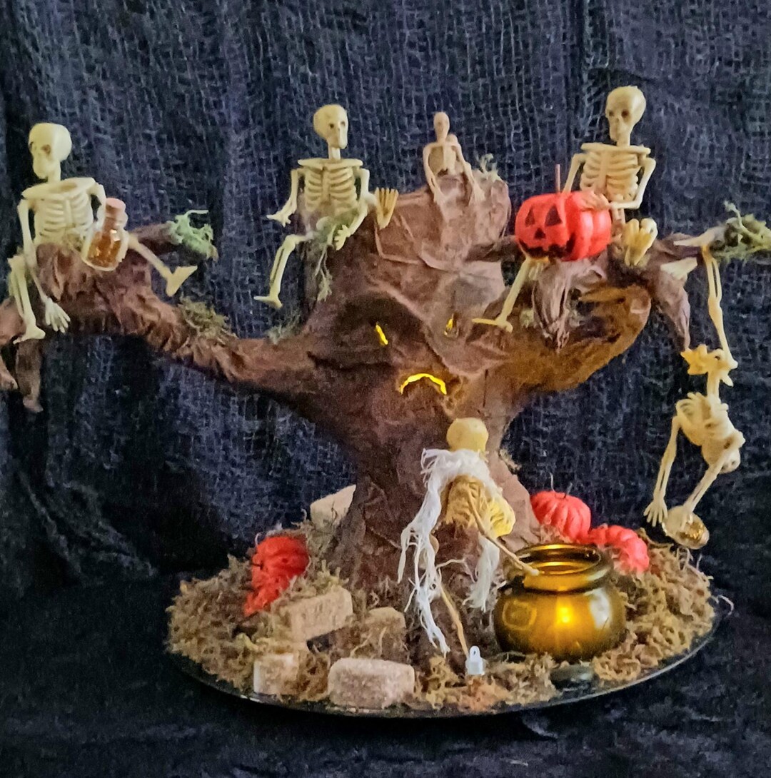 Haunted Tree With Skeletons Centerpiece lights - Etsy