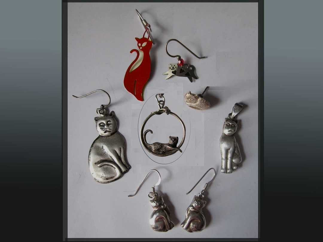 KIT KAT Club, De Stash, Two Pendants, One Chain, One Pair Earrings ...