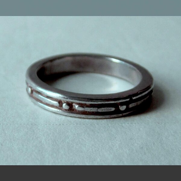 Dot Dash Ring - Etsy