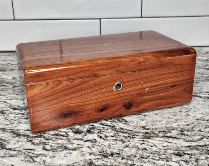 Vintage Lane Miniature Cedar Chest Wood Box, Mini Hope Chest, Jewelry ...