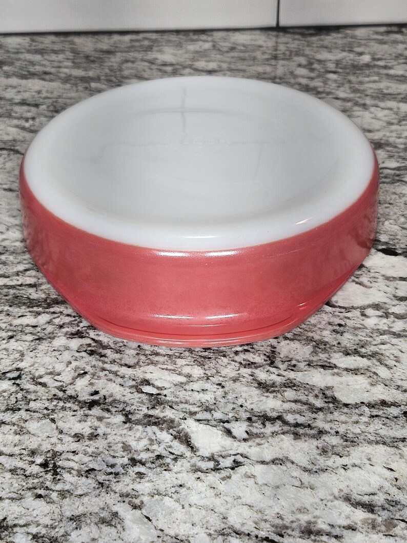 Vintage 1950s Pyrex Pink Flamingo 8 Inch Round Dish No. 221 Pink Pyrex ...