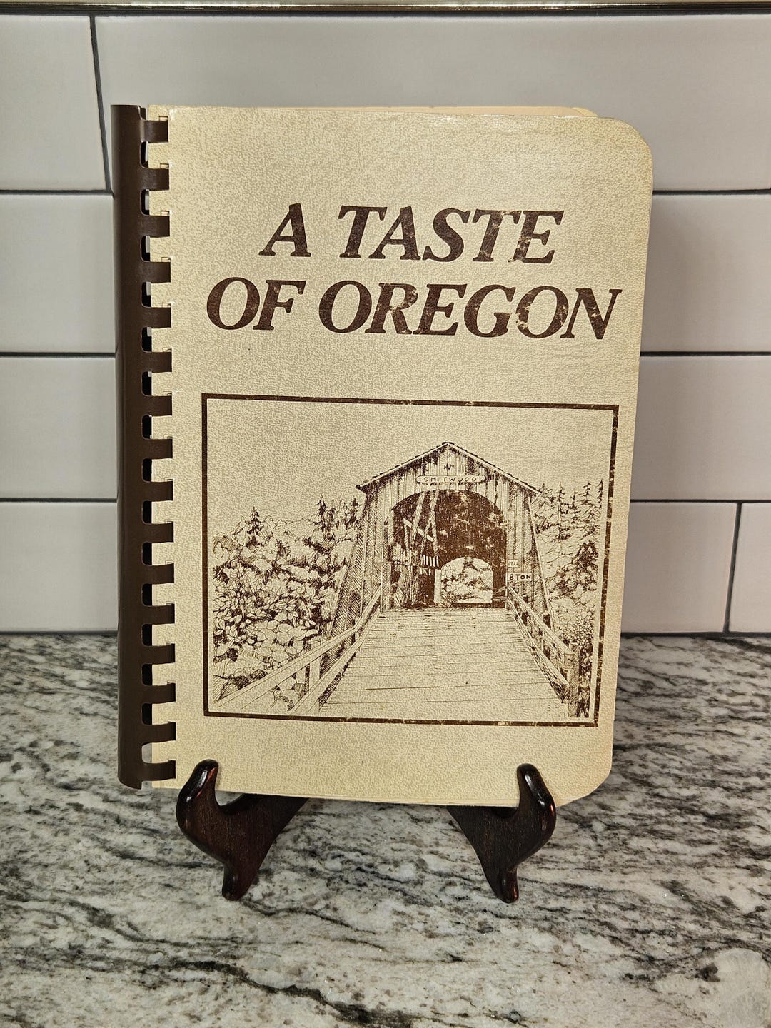 Vintage | A Taste of Oregon | Junior League of Eugene | Cookbook 1982 ...