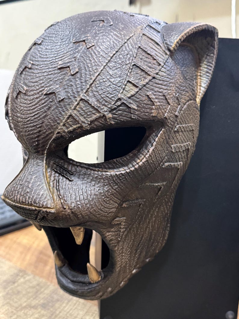Black Panther Mask, Hand-painted Wakanda Cosplay Helmet, Marvel Movie ...