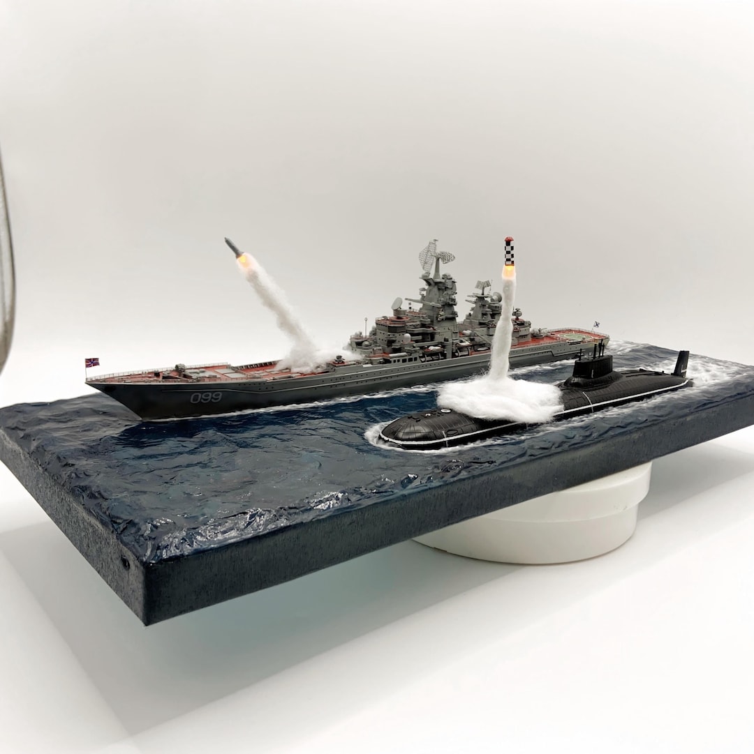 Kirov-class Cruiser & Typhoon-class Submarine Diorama, Missile Launch ...