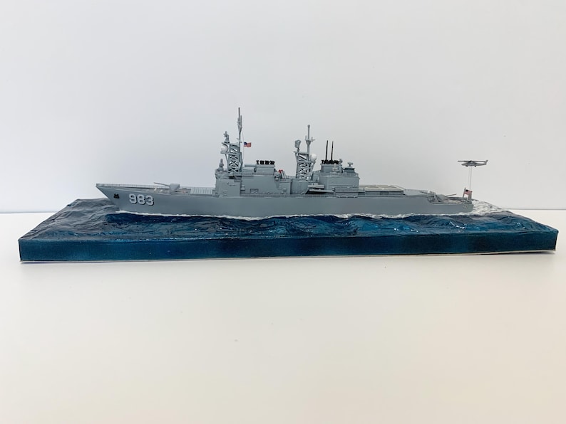 Handmade 1/700 Spruance-class Destroyer Model With Helicopter and Ocean ...