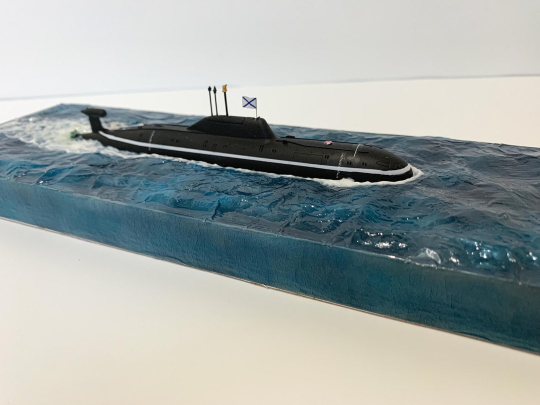 Handmade 1/700 Akula-class Submarine Model With Ocean Base Soviet ...