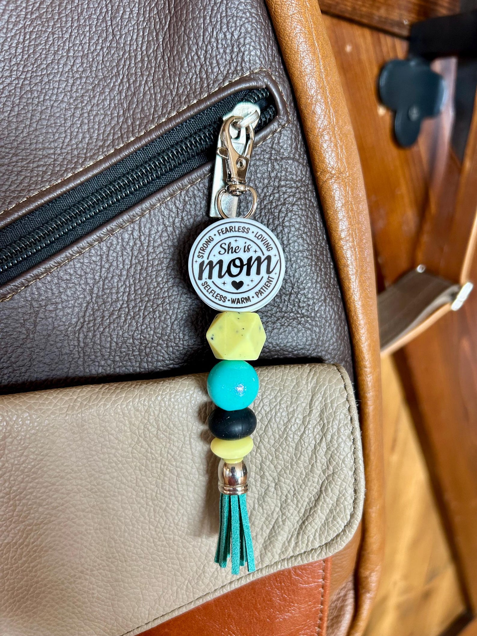MAMA Keychain, Silicone Bead Style, Accessory, Girl Mom, Birthday Gift ...