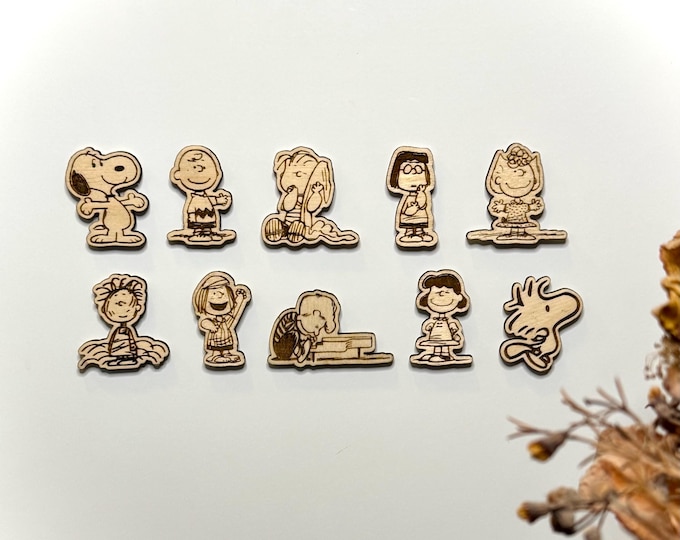Set of 10 Engraved Snoopy Magnets - Peanuts Characters, Wooden Fridge ...