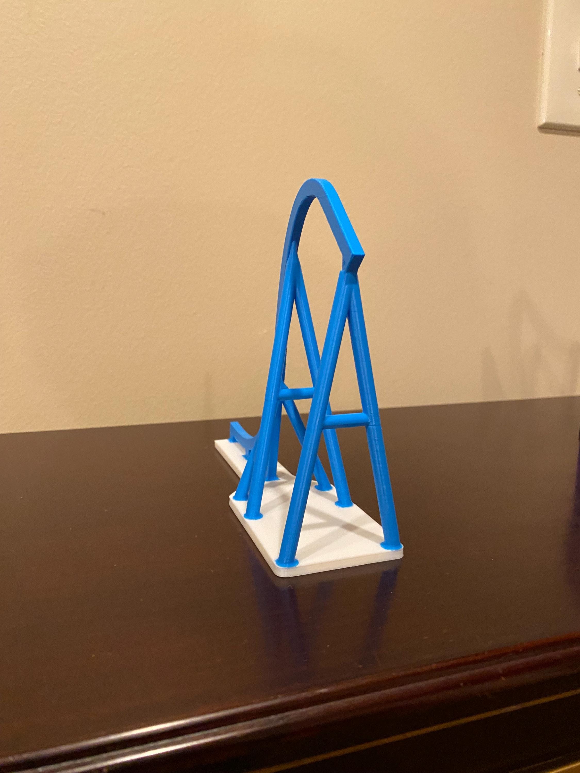 3D Printed Giga Vertical Dive Desk Decor - Etsy