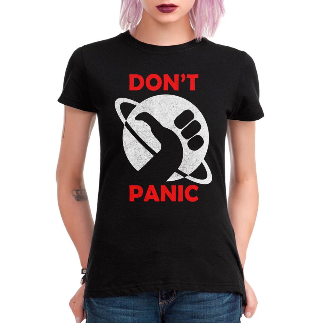 Don't Panic the Hitchhiker's Guide to the Galaxy T-shirt, Men's and ...