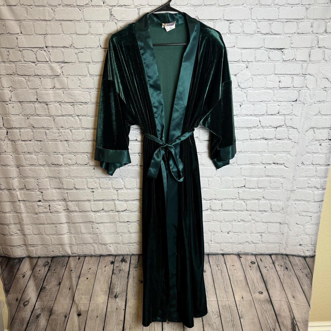 California Dynasty Emerald Green Robe Velvet Satin Trim 1980s Size ...