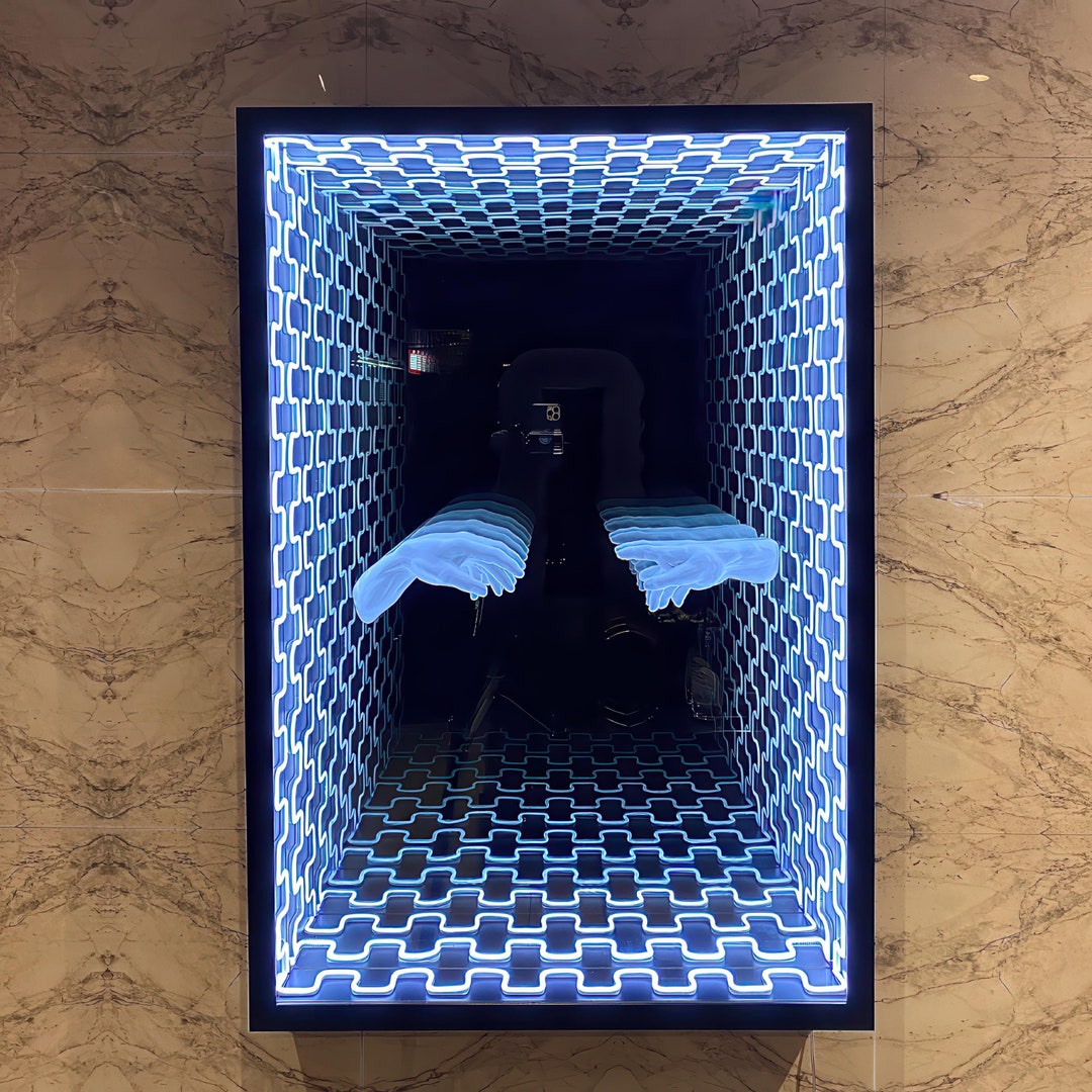 Renaissance Neon Infinity Mirror | Neon Sign Art | Neon Sign Bedroom ...