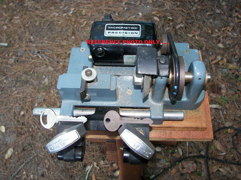 Vintage Key Cutting Machine Micrometric Precision Portable | Etsy