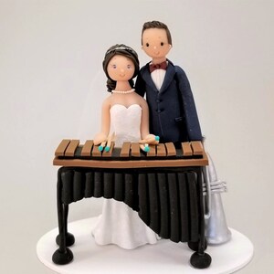 Bride & Groom With a Marimba and Baritone Custom Made Wedding Cake ...