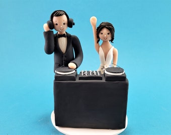 Wedding-karaoke-singer-cake Topper-musician-music-bride-groom ...