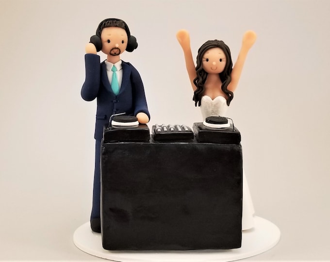 Wedding-karaoke-singer-cake Topper-musician-music-bride-groom ...