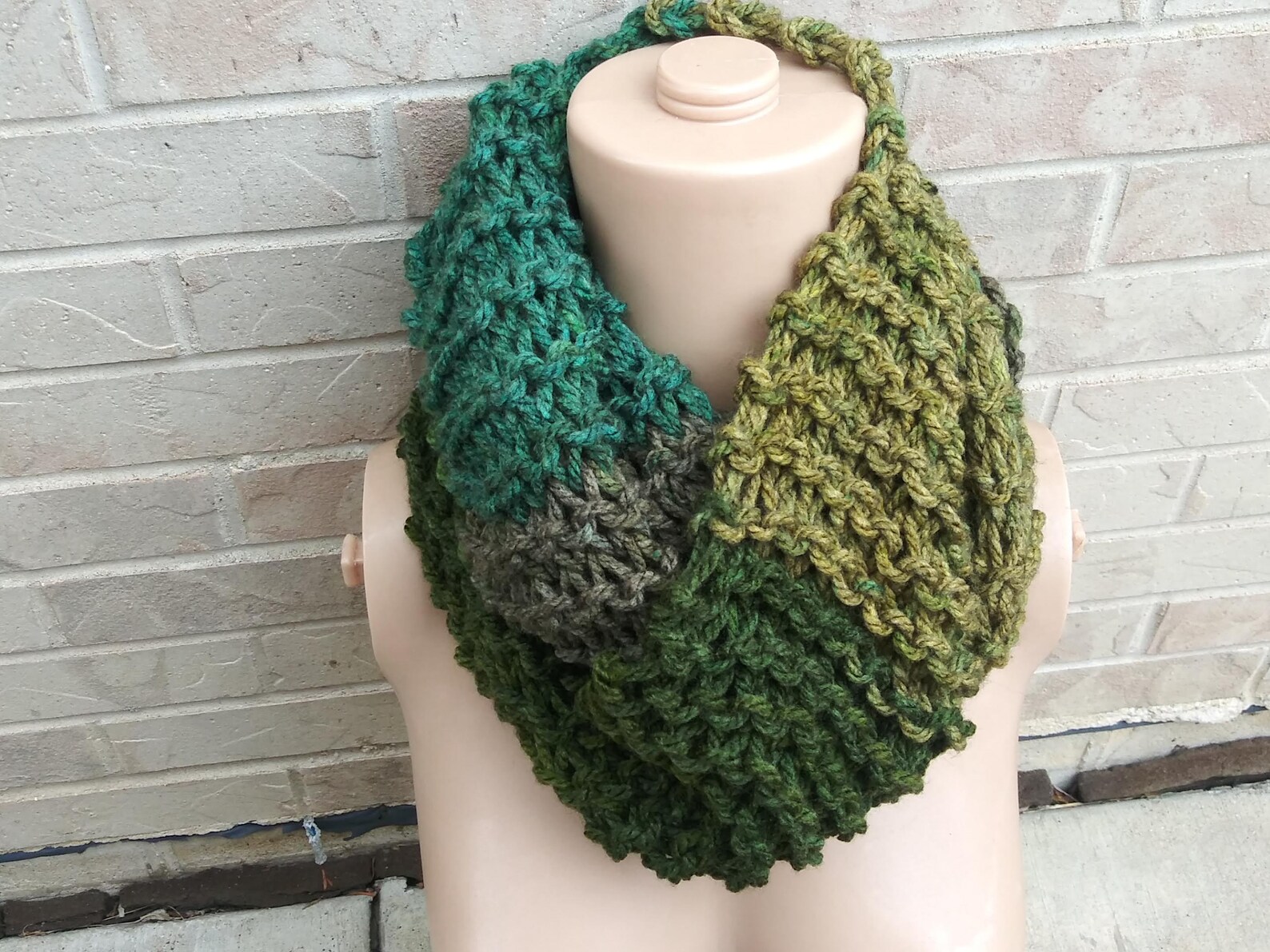 Ready to Ship Chunky Cowl in Green, Outlander Cosplay, Womens Knit ...