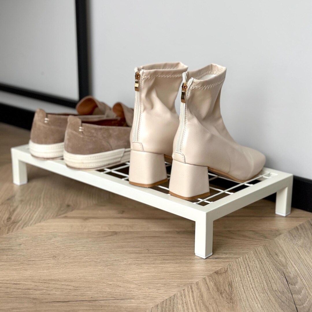 Metal Grid Shoe Rack, Industrial Loft Shoe Shelf, Minimalist Entryway ...