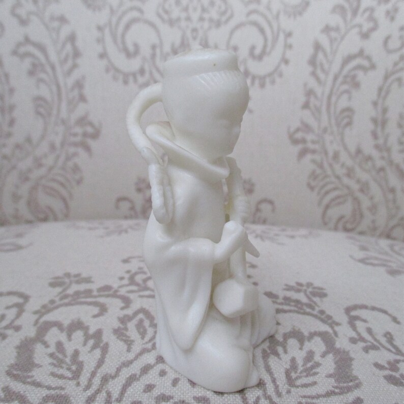 Small Vintage White Porcelain Chinese/asian Figurine 3 - Etsy