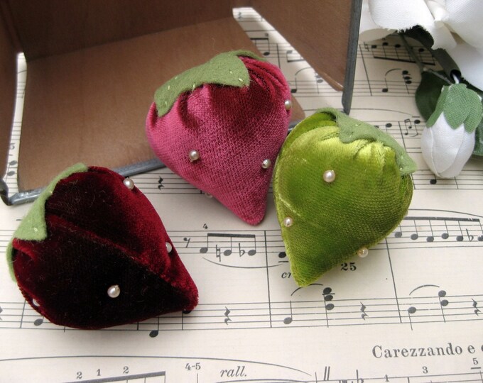 Velvet Strawberry Kit - Make Your Own Set of 3 Vintage Style Velvet ...