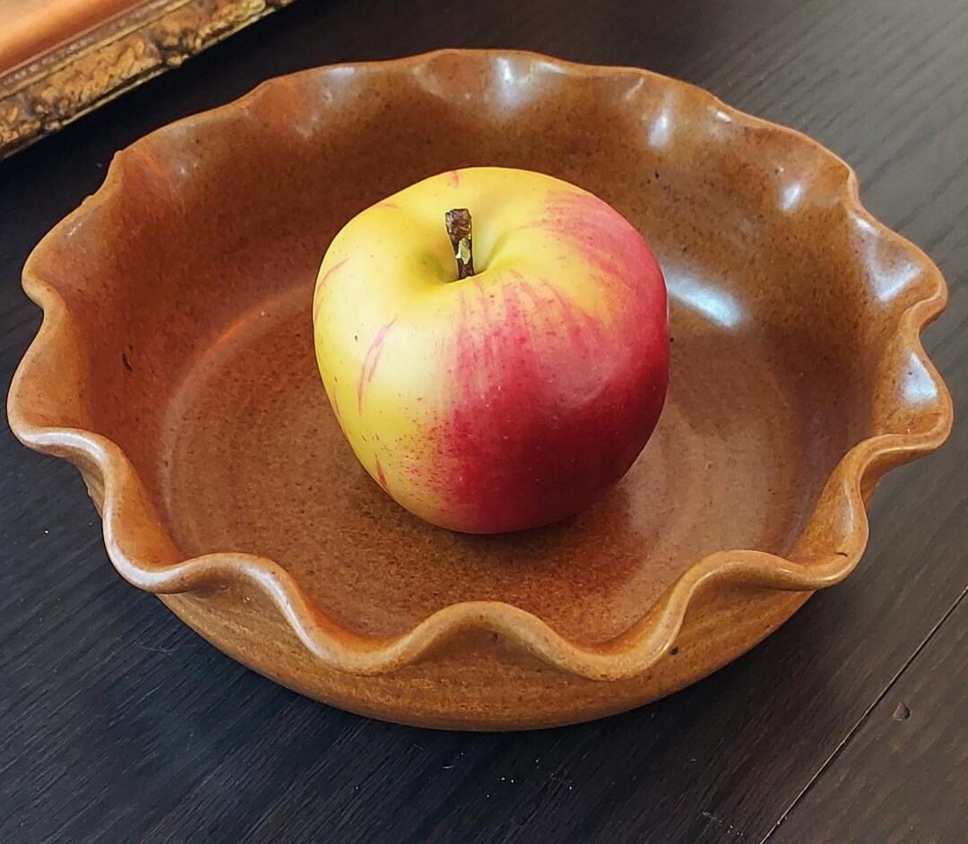 Studio Pottery Deep Dish Round. Signed. 8" Wide, 2" Deep 6" Base. MINT ...