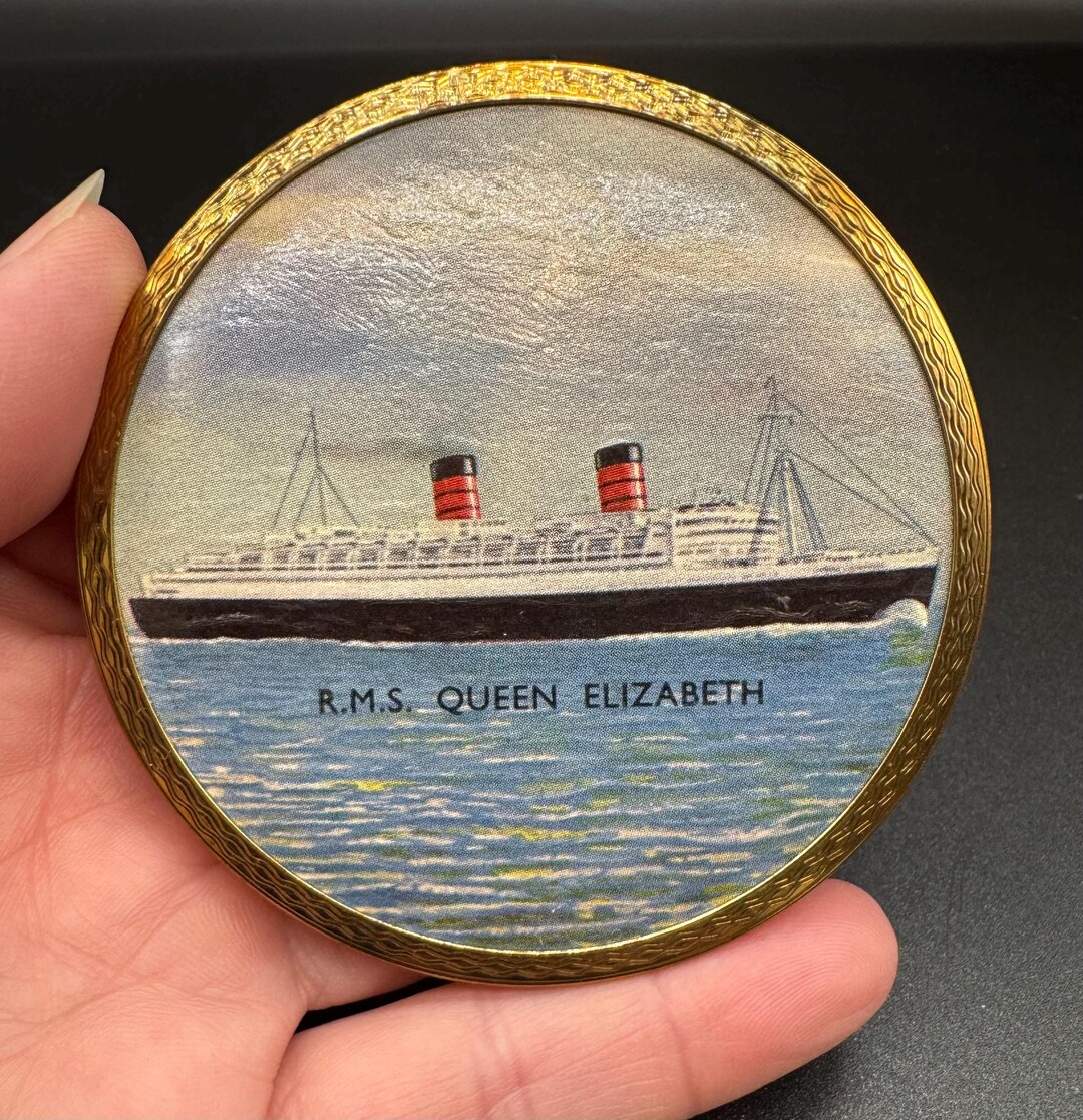 Stratton R.M.S. Queen Elizabeth Powder Compact - Etsy