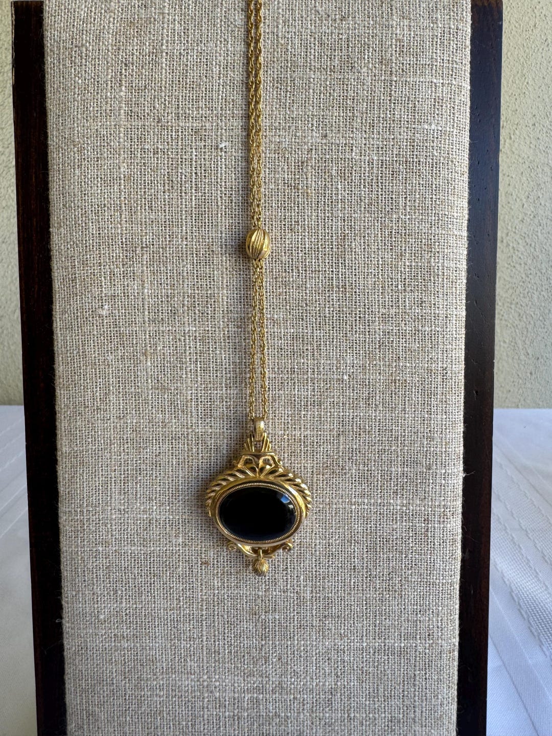 Estée Lauder Co Youth Dew Perfume Blackstone Locket Necklace Gold Tone ...