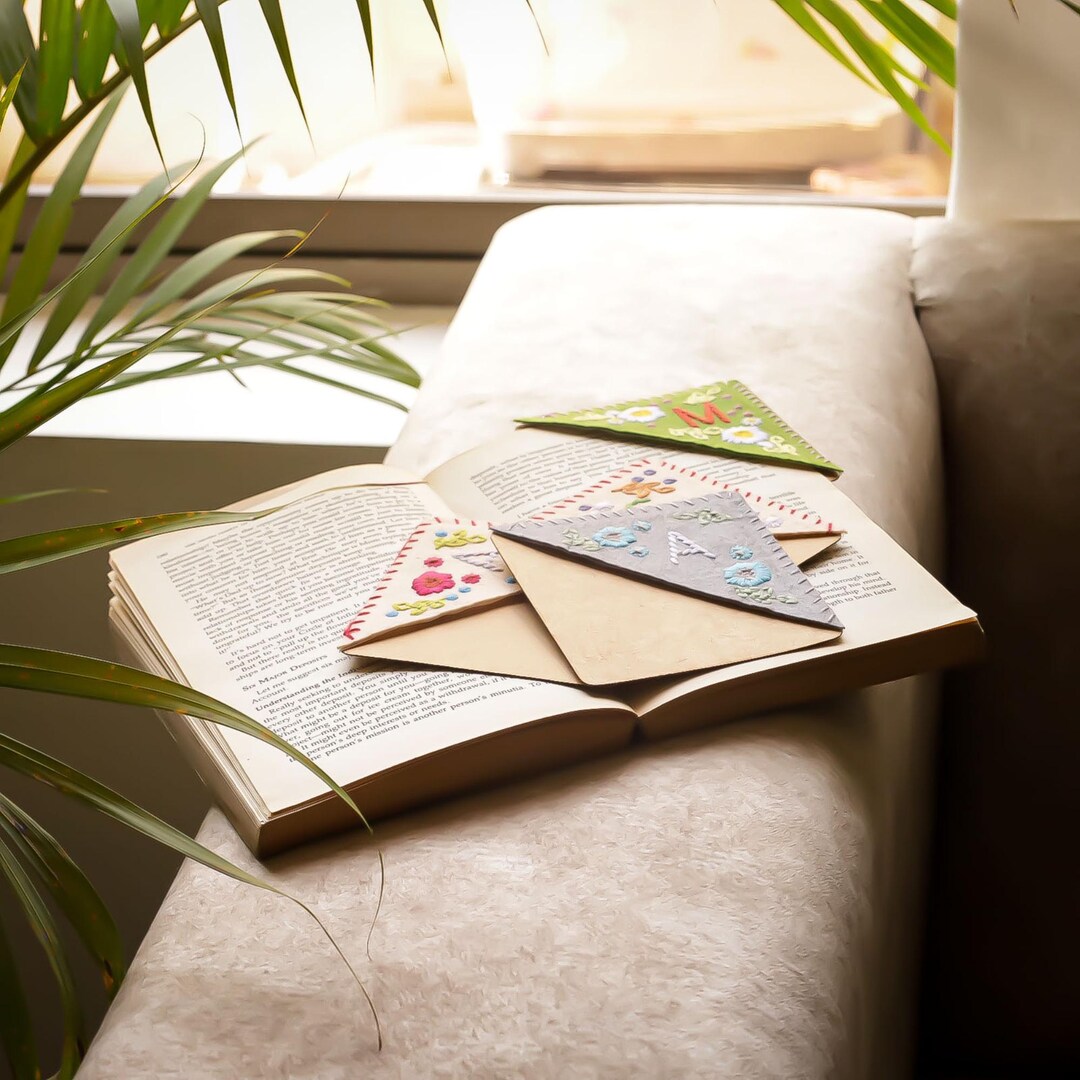 Seasons Bookmarks, Hand Embroidered Corner Triangle Bookmark for Book ...